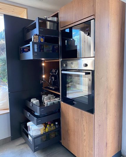 L’armoire cellier, l’astuce de rangement de votre cuisine | Blog SCHMIDT